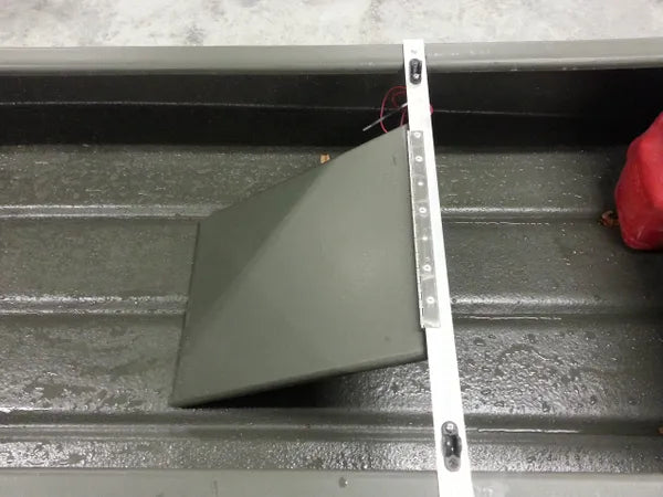 Flip Seat – Four Rivers Layout Boats